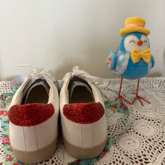 Coconuts by Matisse | Shoes | Matisse Star Detailed Sneakers | Poshmark